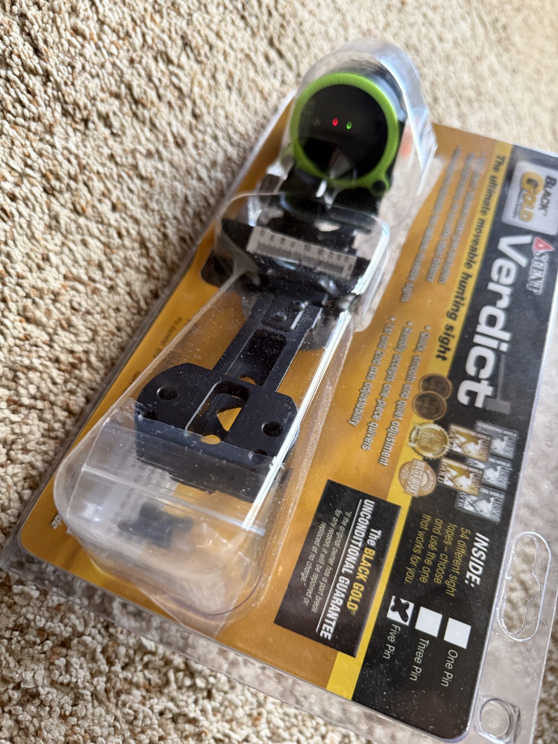 Black Gold Dual Track Dovetail Adjustable Bow sight. - BowtraderUSA